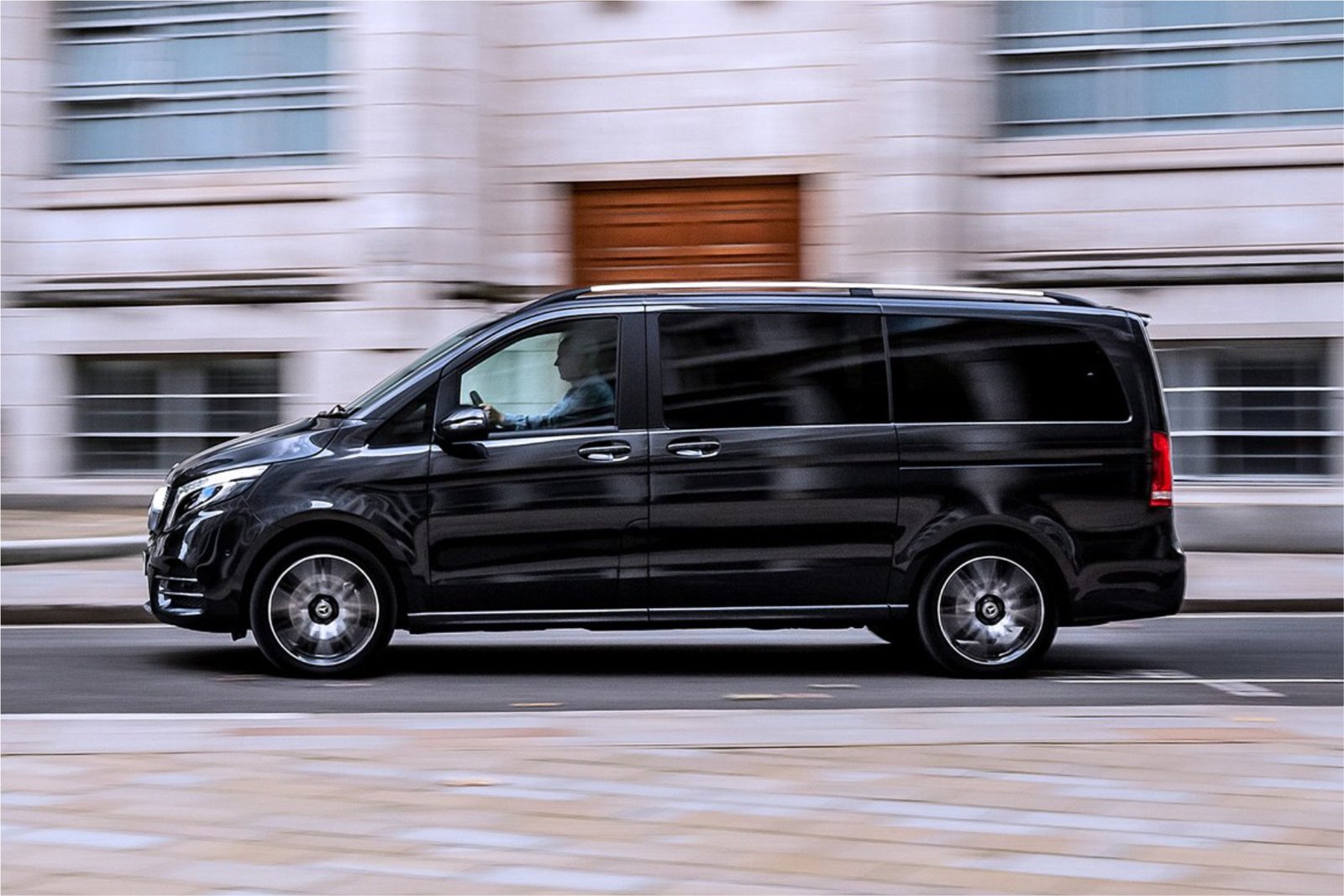 Mercedes Benz V Class | Transfer In Geneva